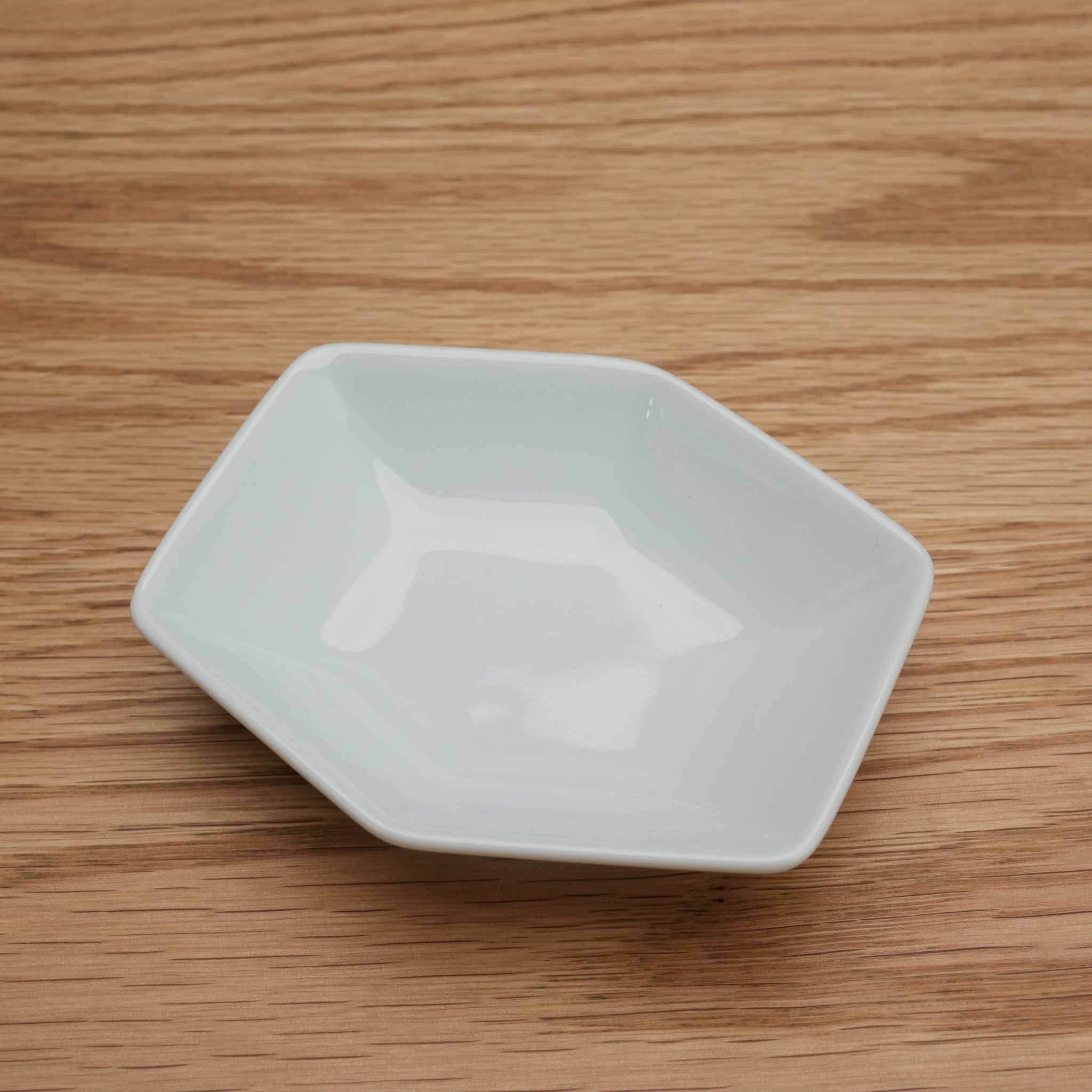 Hakusan Kikkou Sauce Dish - Tortoiseshell Design | Versatile Use